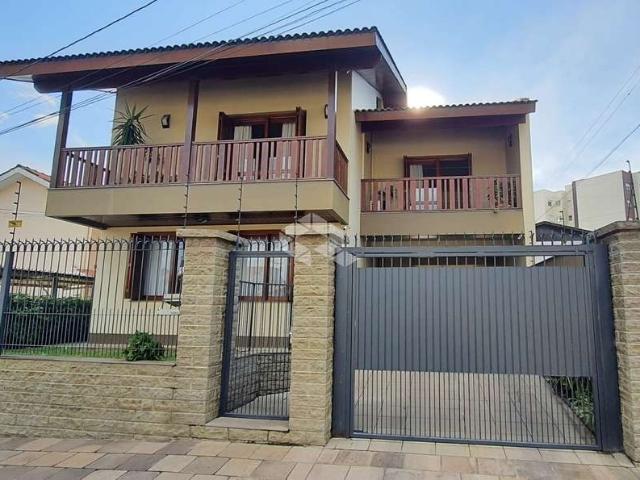Casa / Sobrado para Venda em Caxias do Sul/RS Bela Vista 3 Quartos