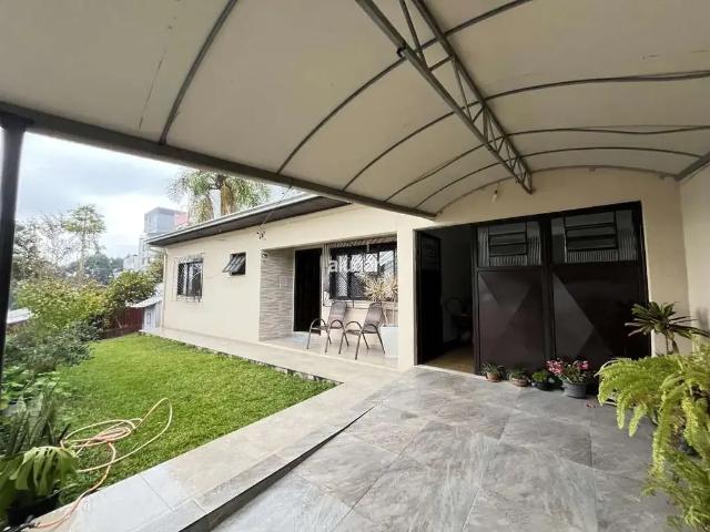 Casa / Sobrado para Venda em Caxias do Sul/RS Bela Vista 3 Quartos
