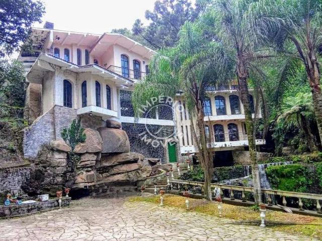 Casa / Sobrado para Venda em Caxias do Sul/RS Galópolis 8 Quartos