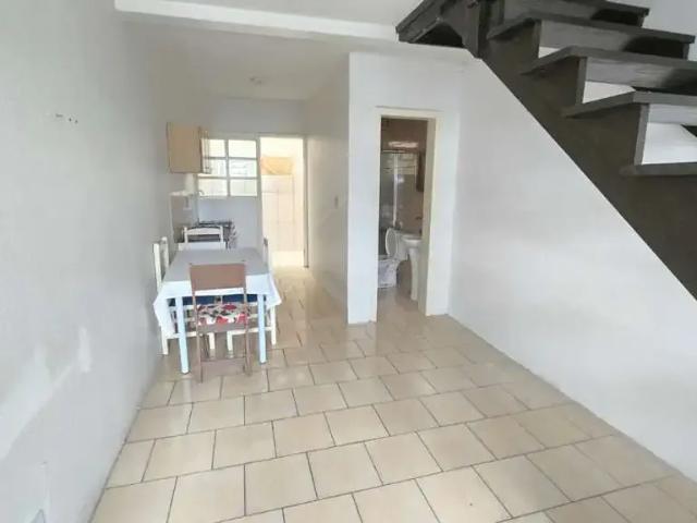 Casa / Sobrado para Venda em Caxias do Sul/RS Desvio Rizzo 2 Quartos