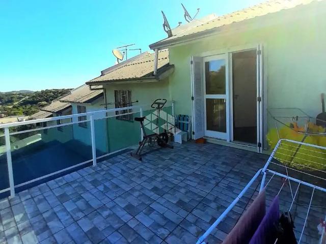 Casa / Sobrado para Venda em Caxias do Sul/RS Desvio Rizzo 2 Quartos