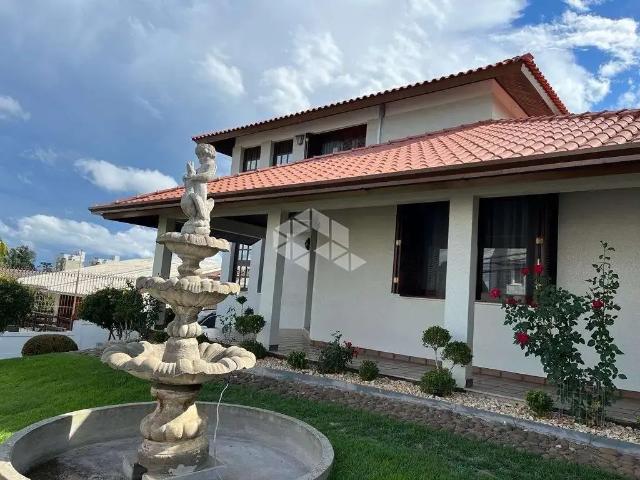 Casa / Sobrado para Venda em Caxias do Sul/RS Desvio Rizzo 3 Quartos