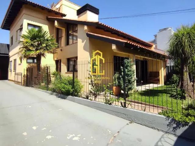 Casa / Sobrado para Venda em Caxias do Sul/RS Desvio Rizzo 3 Quartos