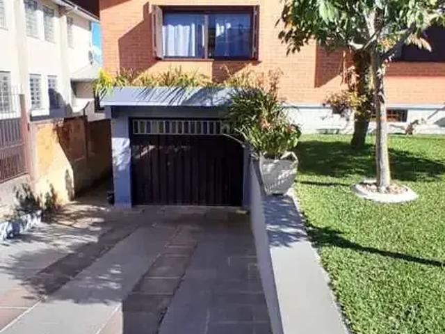 Casa / Sobrado para Venda em Caxias do Sul/RS Diamantino 4 Quartos