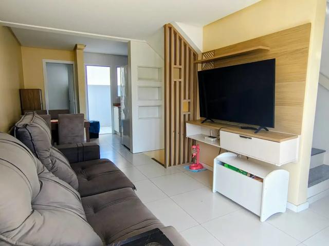Casa / Sobrado para Venda em Caxias do Sul/RS Diamantino 2 Quartos