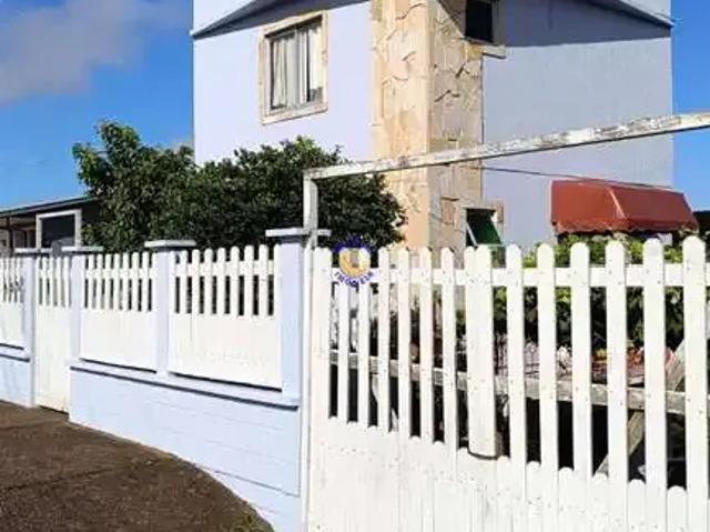 Casa / Sobrado para Venda em Caxias do Sul/RS Esplanada 2 Quartos