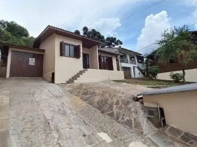 Casa / Sobrado para Venda em Caxias do Sul/RS Esplanada 3 Quartos