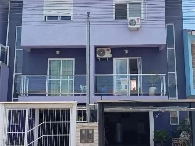 Casa / Sobrado para Venda em Caxias do Sul/RS Esplanada 3 Quartos