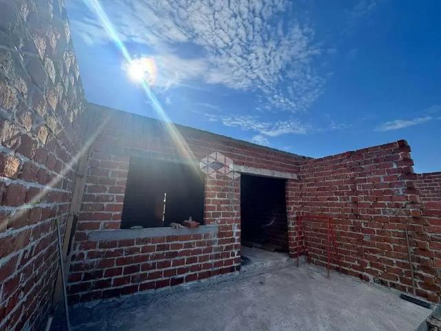 Casa / Sobrado para Venda em Caxias do Sul/RS Forqueta 3 Quartos