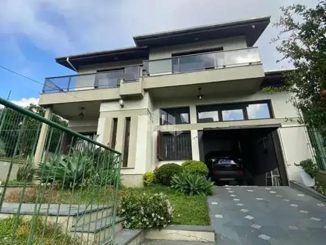 Casa / Sobrado para Venda em Caxias do Sul/RS Floresta 3 Quartos