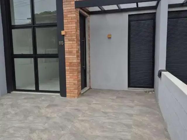 Casa / Sobrado para Venda em Caxias do Sul/RS Floresta 3 Quartos