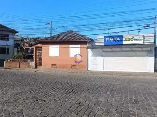 Casa / Sobrado para Venda em Caxias do Sul/RS Floresta 2 Quartos