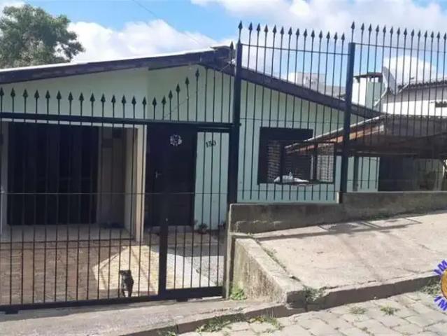 Casa / Sobrado para Venda em Caxias do Sul/RS Kayser 2 Quartos