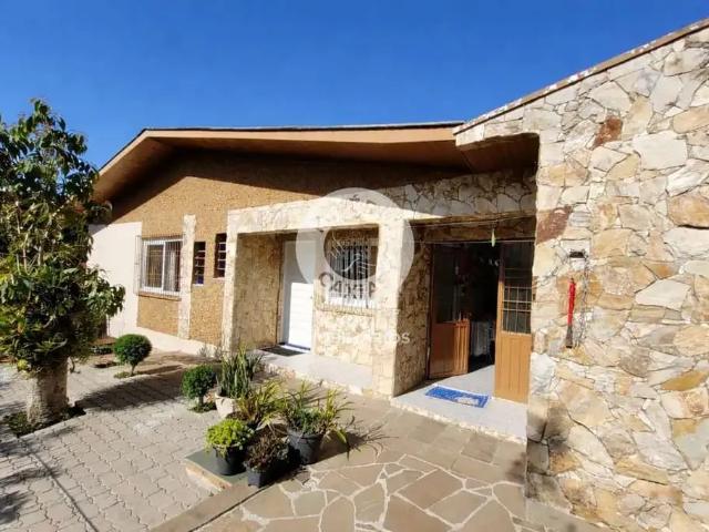 Casa / Sobrado para Venda em Caxias do Sul/RS Kayser 3 Quartos