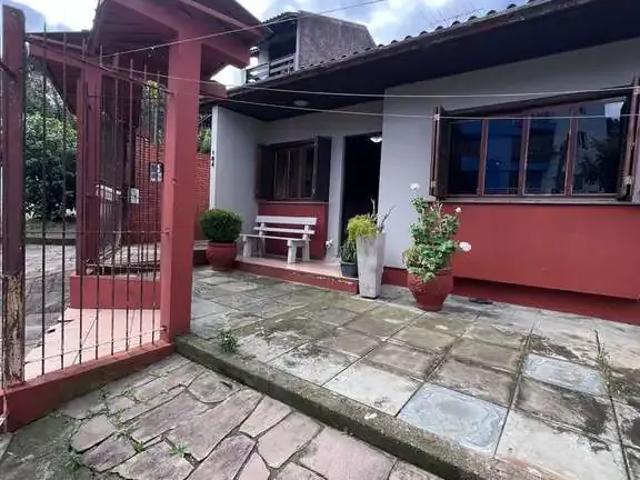 Casa / Sobrado para Venda em Caxias do Sul/RS Kayser 3 Quartos