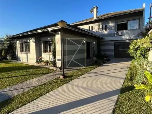 Casa / Sobrado para Venda em Caxias do Sul/RS Kayser 3 Quartos