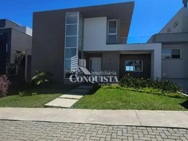 Casa / Sobrado para Venda em Caxias do Sul/RS Interlagos 3 Quartos
