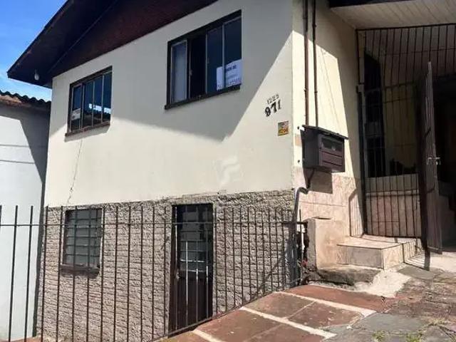 Casa / Sobrado para Venda em Caxias do Sul/RS Jardelino Ramos 4 Quartos