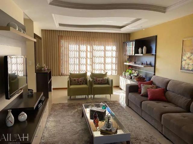 Casa / Sobrado para Venda em Caxias do Sul/RS Jardim América 3 Quartos