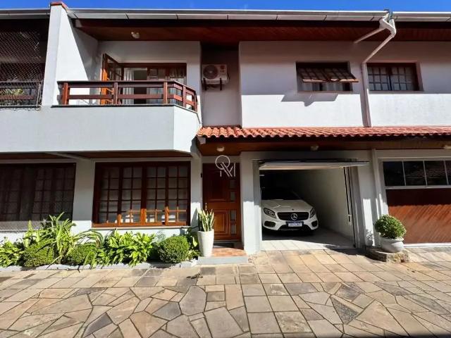 Casa / Sobrado para Venda em Caxias do Sul/RS Jardim América 3 Quartos