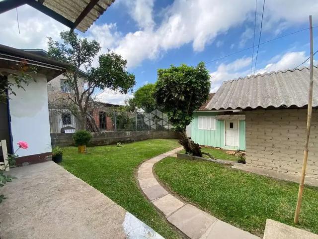 Casa / Sobrado para Venda em Caxias do Sul/RS Jardim América 4 Quartos