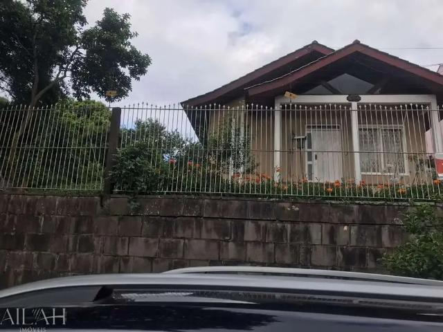 Casa / Sobrado para Venda em Caxias do Sul/RS Jardim América 4 Quartos