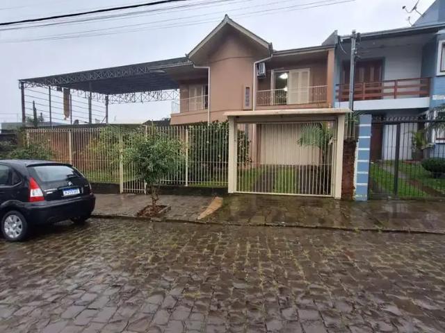 Casa / Sobrado para Venda em Caxias do Sul/RS Jardim Itália 3 Quartos
