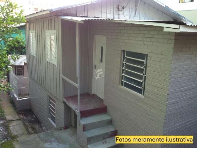 Casa / Sobrado para Venda em Caxias do Sul/RS Madureira 2 Quartos