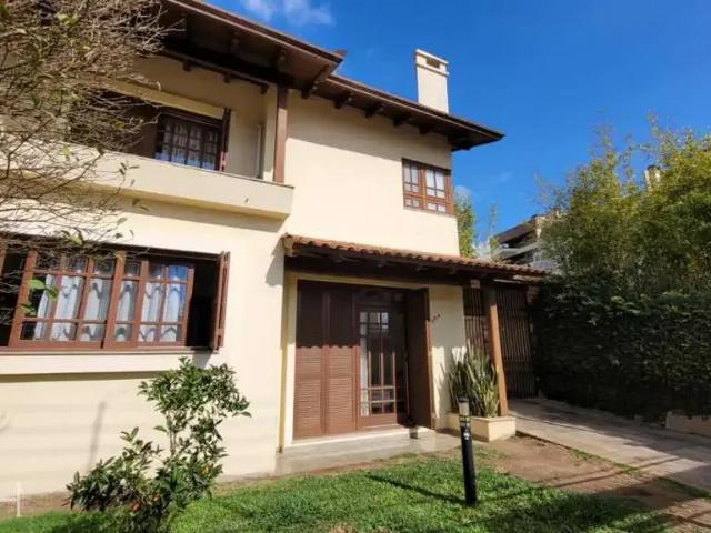Casa / Sobrado para Venda em Caxias do Sul/RS Madureira 3 Quartos