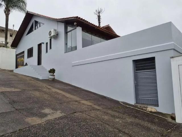 Casa / Sobrado para Venda em Caxias do Sul/RS Marechal Floriano 2 Quartos