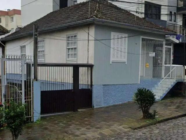 Casa / Sobrado para Venda em Caxias do Sul/RS Medianeira 3 Quartos
