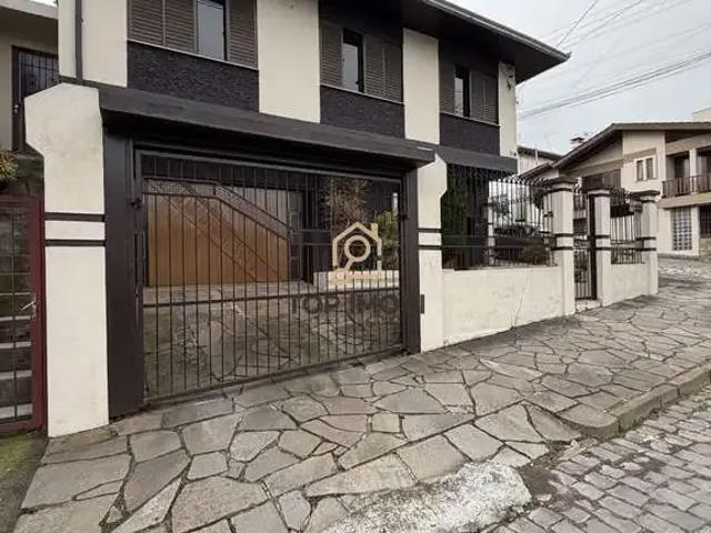 Casa / Sobrado para Venda em Caxias do Sul/RS Medianeira 3 Quartos