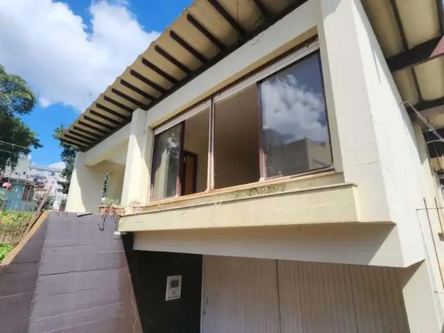 Casa / Sobrado para Venda em Caxias do Sul/RS Medianeira 3 Quartos