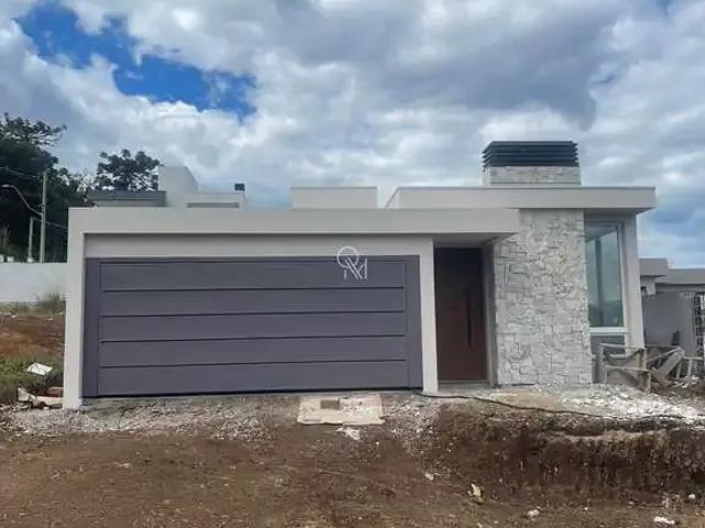 Casa / Sobrado para Venda em Caxias do Sul/RS Nossa Senhora da Saúde 3 Quartos