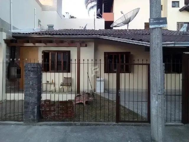 Casa / Sobrado para Venda em Caxias do Sul/RS Nossa Senhora da Saúde 3 Quartos