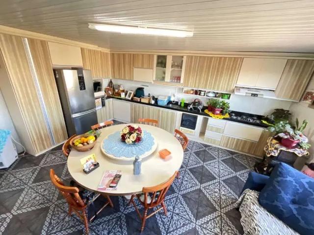 Casa / Sobrado para Venda em Caxias do Sul/RS Nossa Senhora de Fátima 4 Quartos