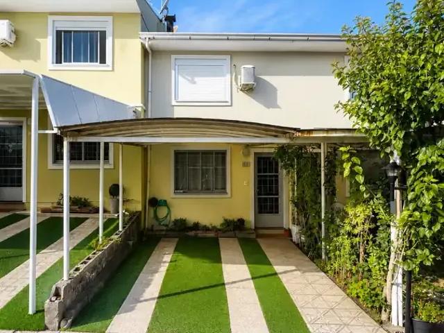 Casa / Sobrado para Venda em Caxias do Sul/RS Nossa Senhora do Rosário 2 Quartos
