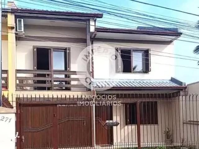 Casa / Sobrado para Venda em Caxias do Sul/RS São Caetano 3 Quartos