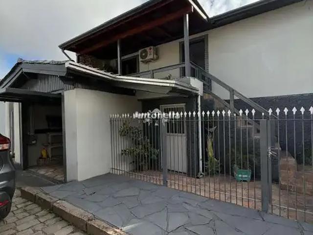 Casa / Sobrado para Venda em Caxias do Sul/RS São Ciro 3 Quartos