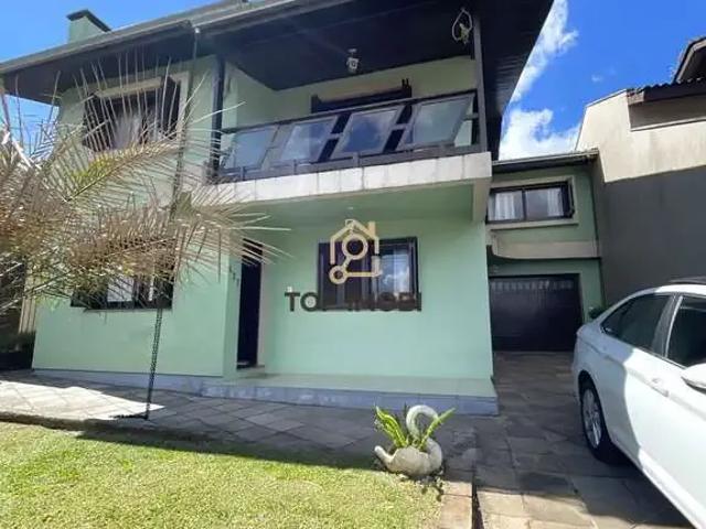 Casa / Sobrado para Venda em Caxias do Sul/RS São Ciro 4 Quartos
