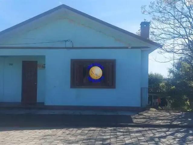 Casa / Sobrado para Venda em Caxias do Sul/RS São Ciro 4 Quartos