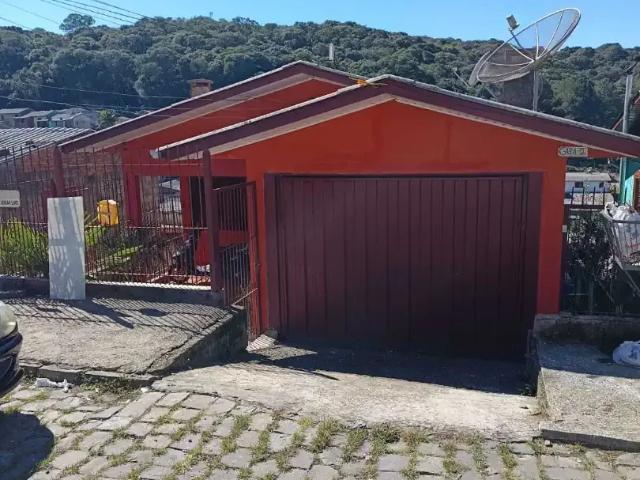 Casa / Sobrado para Venda em Caxias do Sul/RS São Cristóvão 5 Quartos