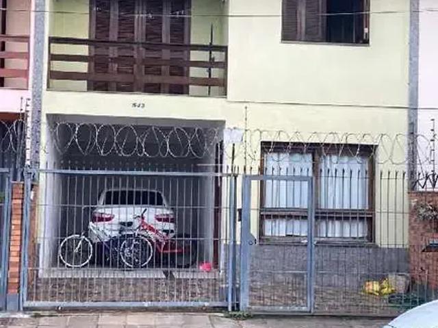 Casa / Sobrado para Venda em Caxias do Sul/RS São José 3 Quartos