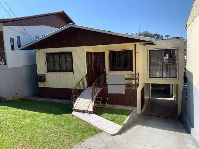 Casa / Sobrado para Venda em Caxias do Sul/RS São José 6 Quartos
