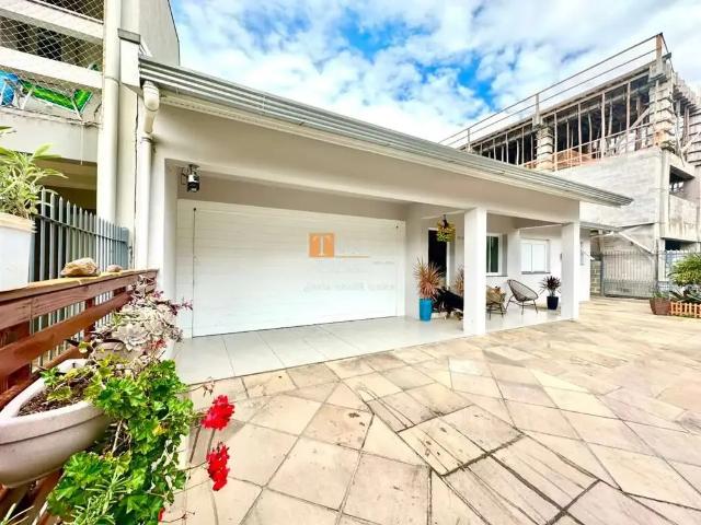 Casa / Sobrado para Venda em Caxias do Sul/RS São Luiz 3 Quartos