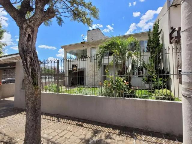 Casa / Sobrado para Venda em Caxias do Sul/RS São Leopoldo 3 Quartos