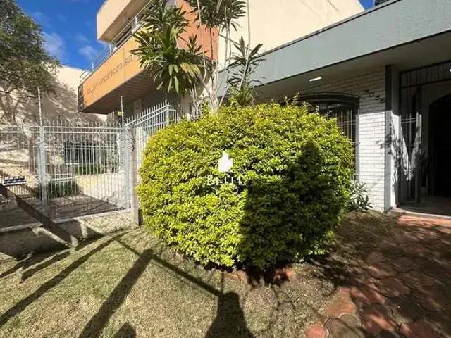 Casa / Sobrado para Venda em Caxias do Sul/RS São Pelegrino 3 Quartos