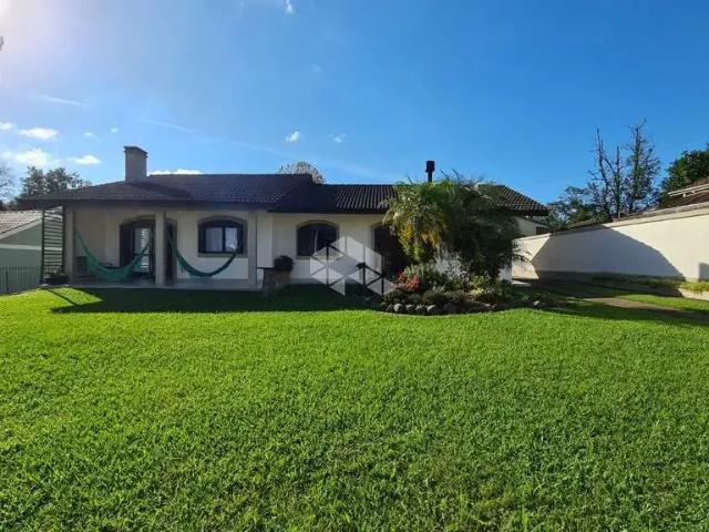 Casa / Sobrado para Venda em Caxias do Sul/RS São Virgílio 3 Quartos