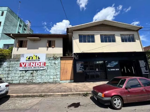 Casa / Sobrado para Venda em Caxias do Sul/RS Sagrada Família 3 Quartos