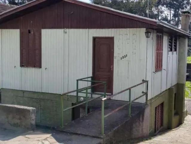 Casa / Sobrado para Venda em Caxias do Sul/RS Sagrada Família 3 Quartos